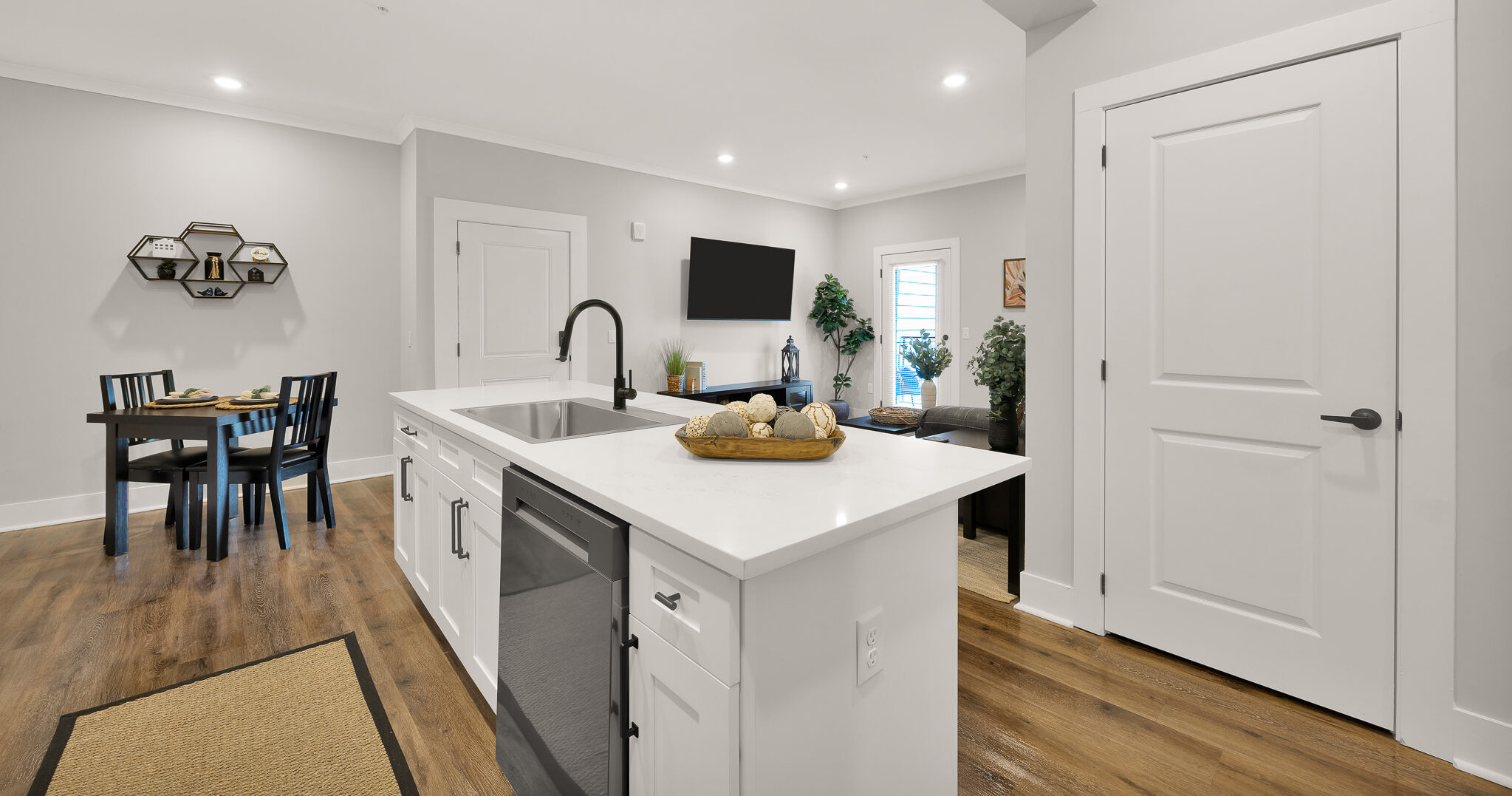 2 Bedroom, 2 Bathroom | Pointe Grand Jacksonville West